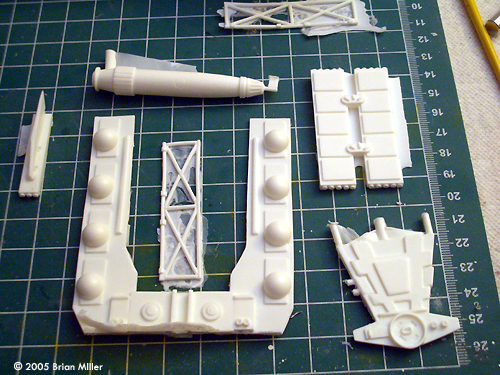 Starship Modeler - Space:1999 Hawk Kit Comparisons