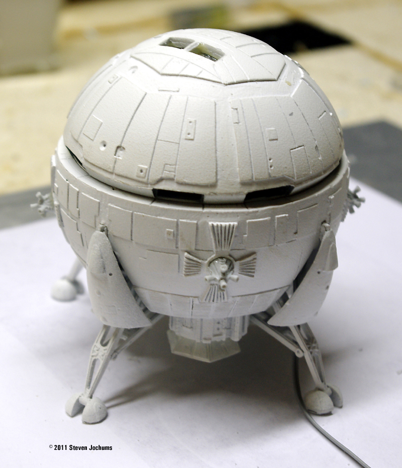 Starship Modeler - Stargazer's 1/144 scale Aries 1B