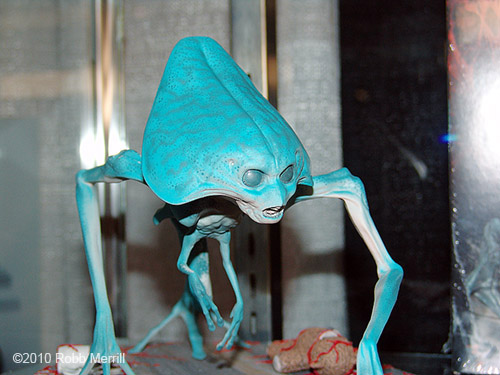 Starship Modeler - 2010 iHobby Report