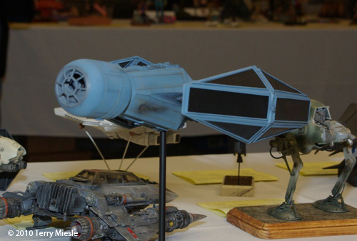 Starship Modeler - Wonderfest 2010