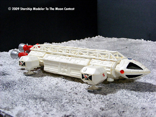 Starship Modeler: 'To The Moon' Sci-Fi Modeling Contest