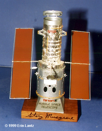 Hubble Telescope Model Kit