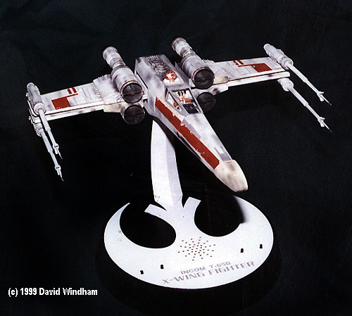 Starship Modeler - Star Wars Animated X-Wing